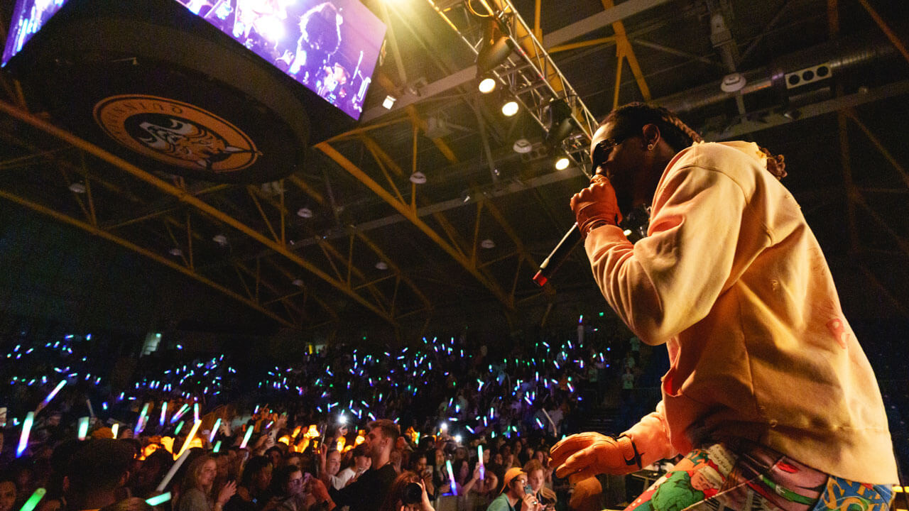 Offset Wakes the Giant during annual Student Programming Board concert | Quinnipiac Today