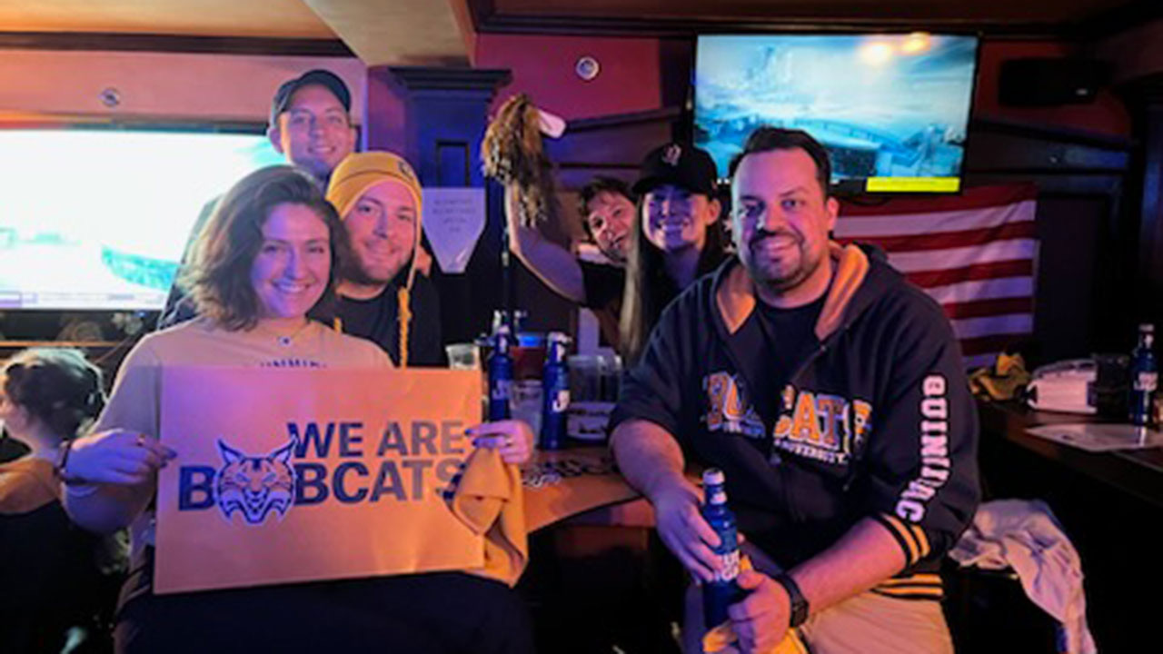 Bobcats cheer on men's ice hockey around the country | Quinnipiac Today
