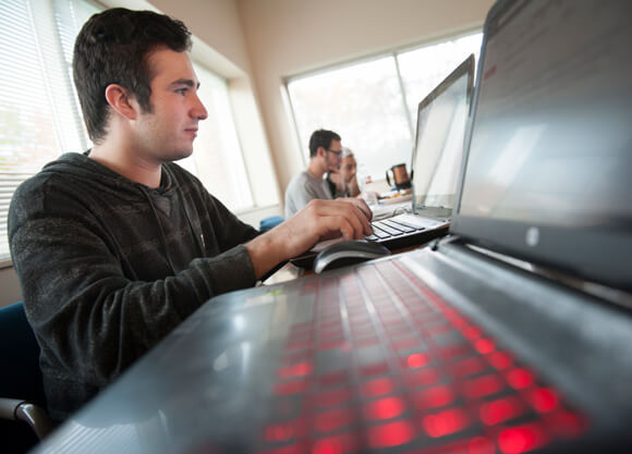 Choosing the best cybersecurity master’s degree program | Quinnipiac Today